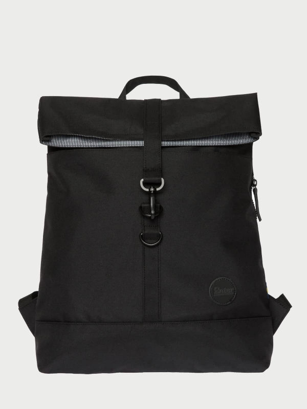 Enter City Fold Top Rucksack schwarz mit Karabinerverschluss ...